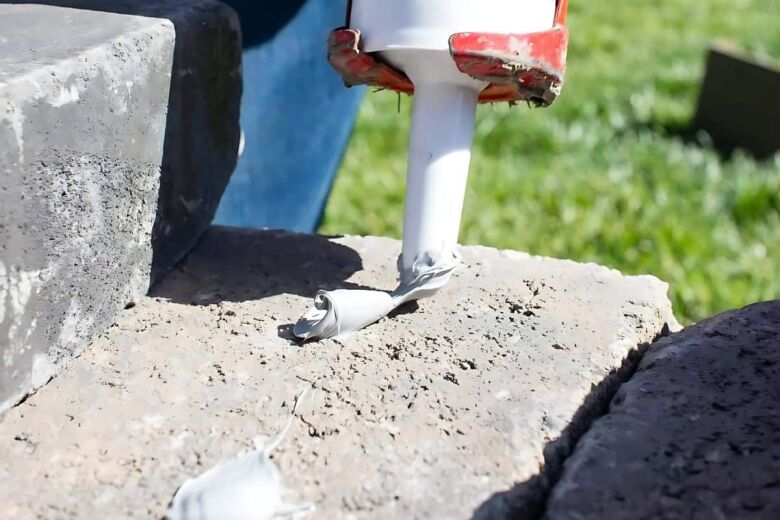 Essential Guide to Fire Pit Adhesives: Selection & Usage