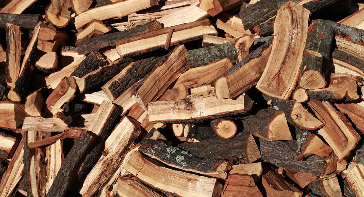 Fire Pit Firewood BTU Chart | Backyard Toasty